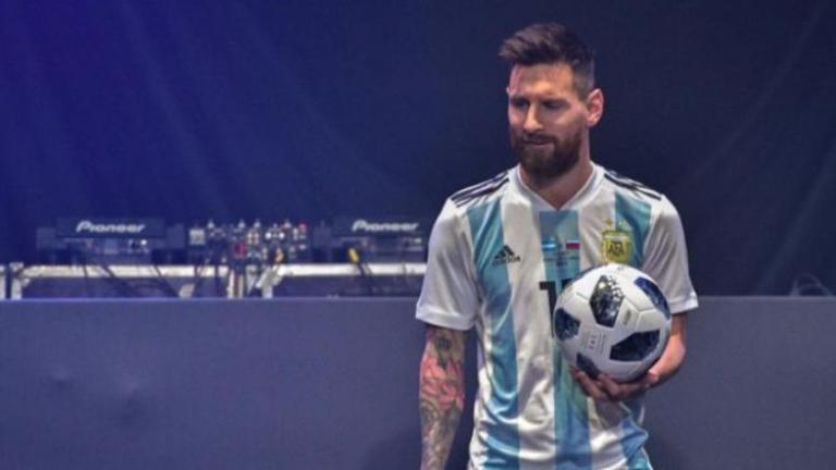 TV Hitam-Putih, Messi, dan PR Para Kiper - Bolalob.com